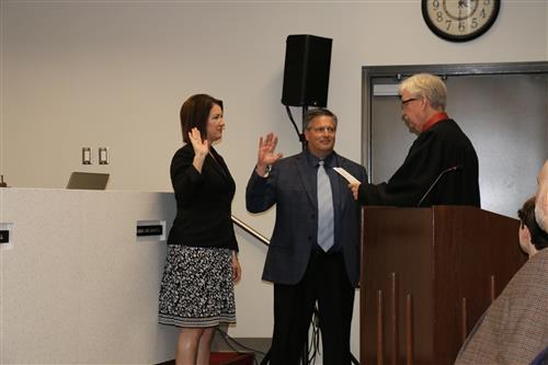 Alvin ISD swears in two new board members | Alvin Independent School ...