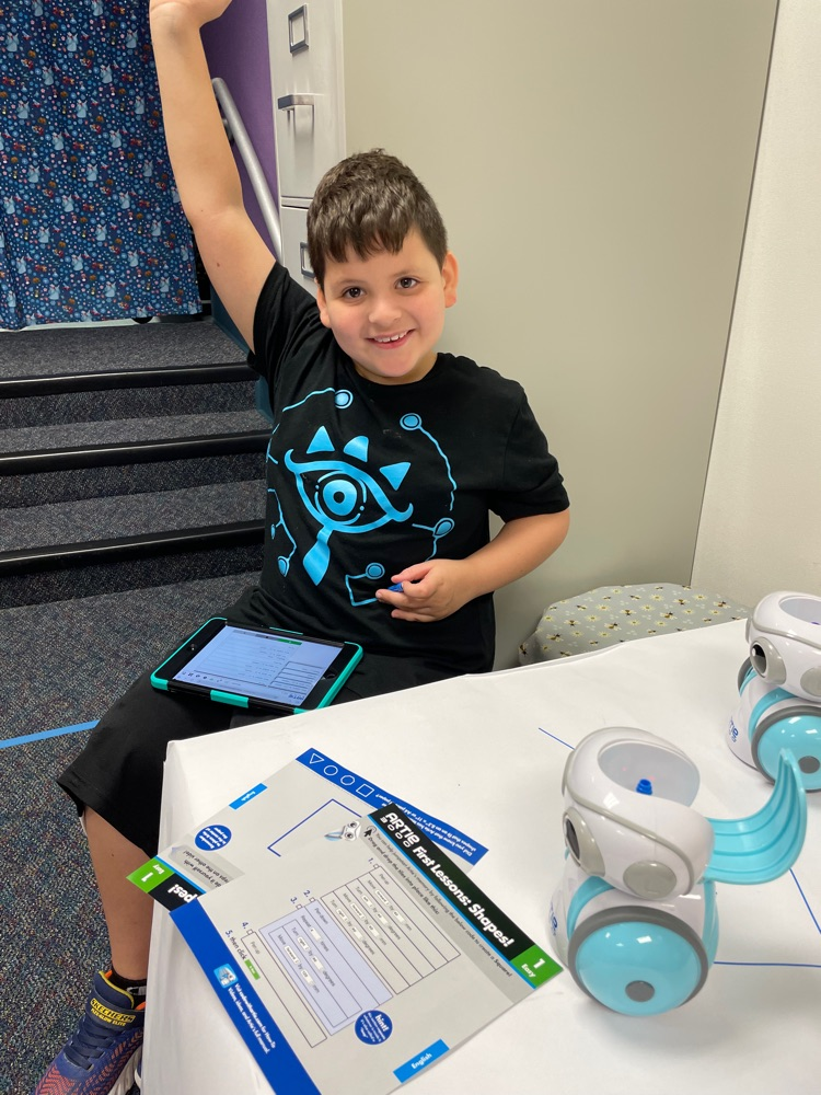 Live Feed | Hood-Case Elementary